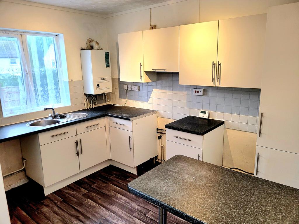 Matson Avenue, Matson GL4 2 bed flat - £116,950