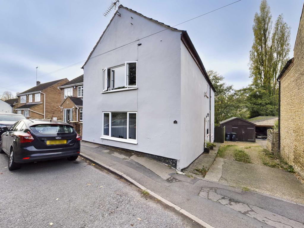 Church Street, Stanwick 4 bed detached house - £375,000