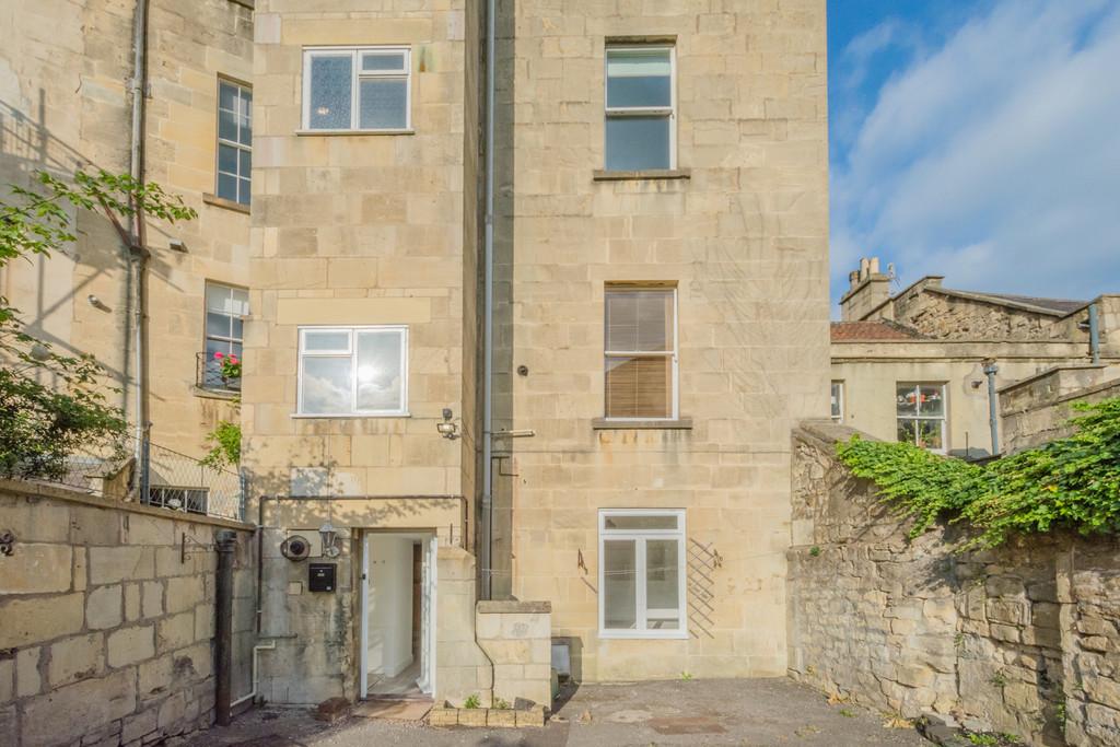 Hanover Street - London Road 1 bed flat - £975 pcm (£225 pw)