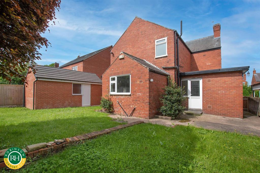 Brooke Street, Thorne, Doncaster 4 bed detached house - £195,000