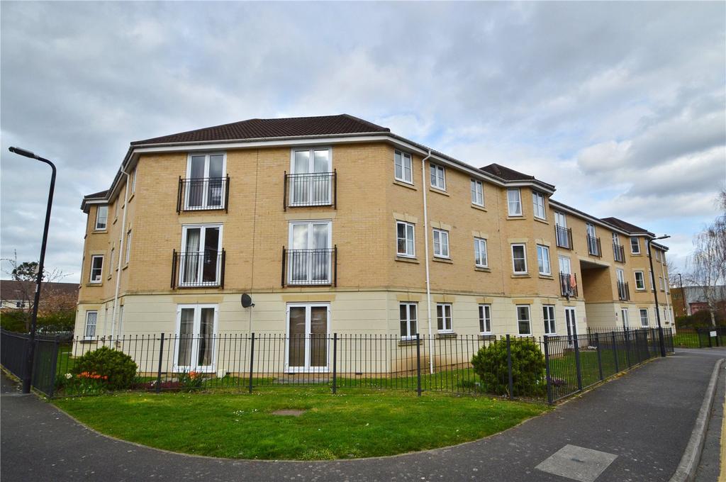 Scholars Walk, Langley, Berkshire, SL3 2 bed apartment - £290,000