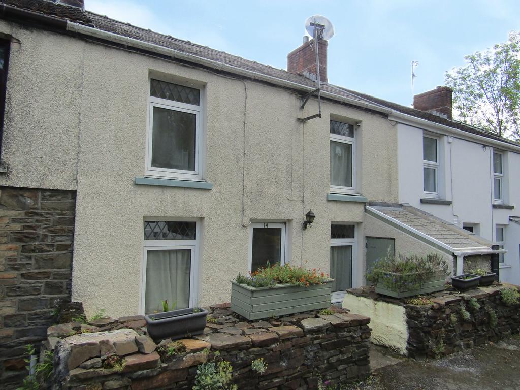 Chemical Row, Godrergraig, Swansea... 2 bed terraced house - £120,000