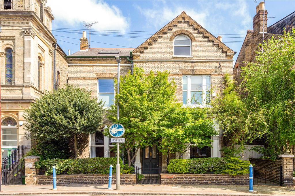 Werter Road, Putney, London, SW15 6 bed detached house - £2,500,000