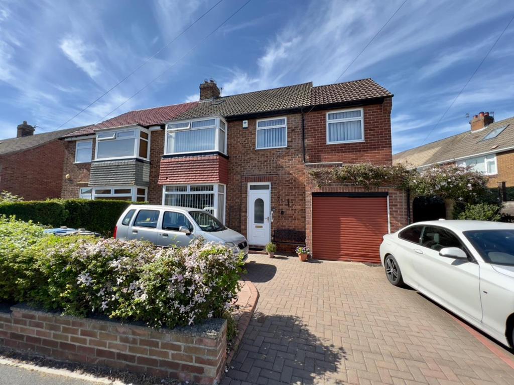 St. Aidans Crescent, Crossgate Moor... 3 bed semi-detached house - £320,000