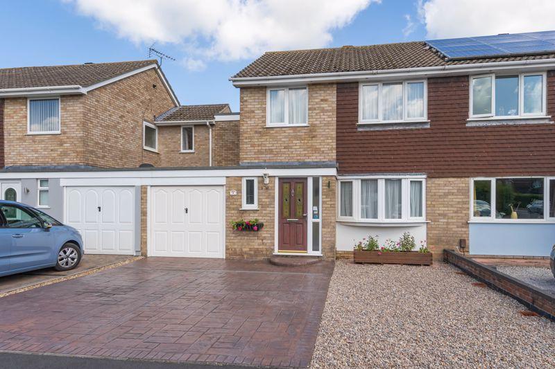 Medlicott Drive, Abingdon 4 bed terraced house - £425,000