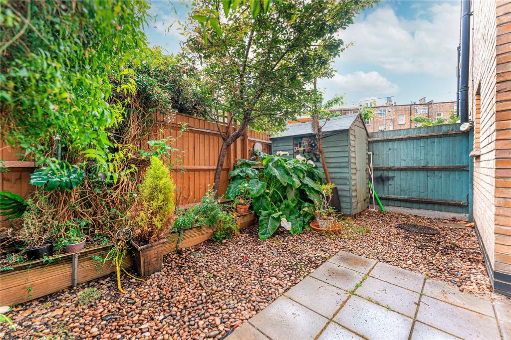 Roman Way, London, N7 3 bed duplex - £2,600 pcm (£600 pw)