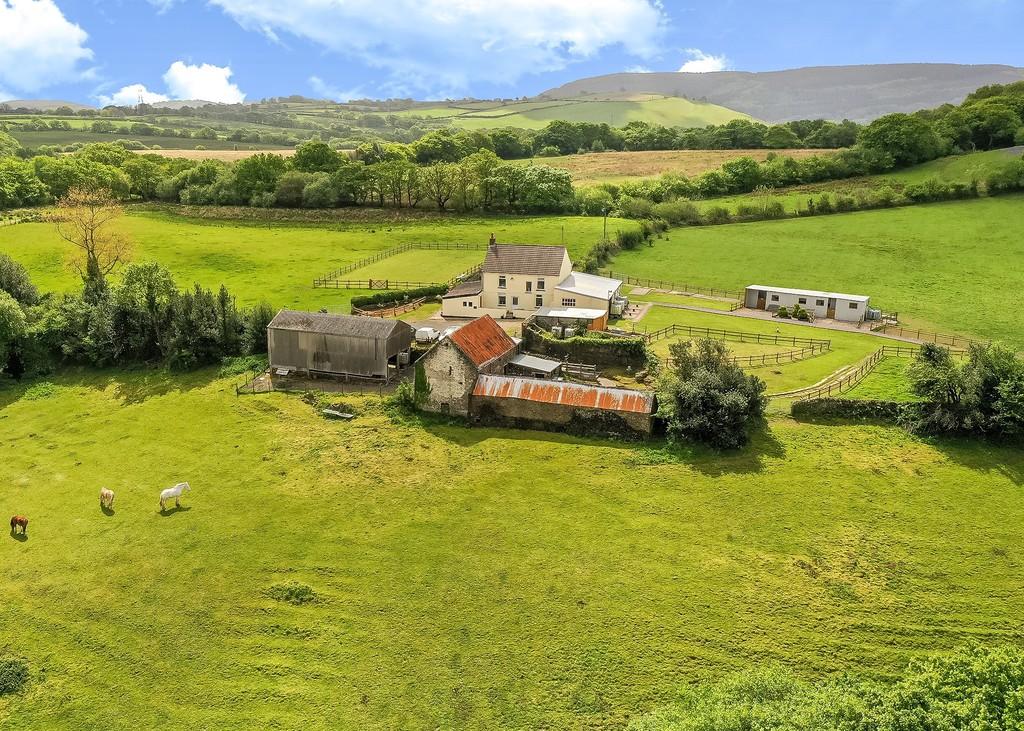 Cae'r Ysgol Farm, Tonyrefail 3 bed farm house - £795,000