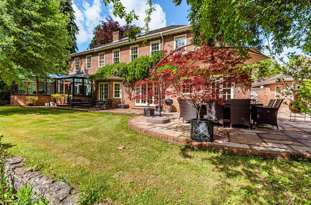 Dean Lane, Whiteparish, Salisbury... 5 bed detached house - £1,500,000