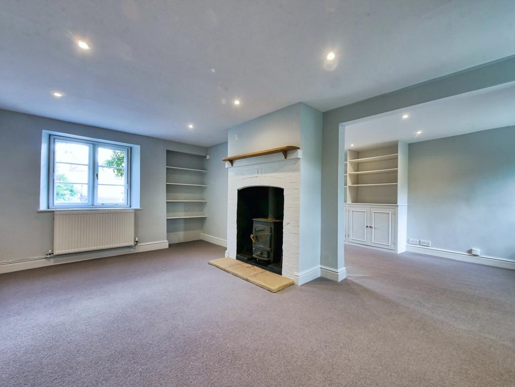 Lechlade Road, LANGFORD 2 bed semi-detached house - £1,500 pcm (£346 pw)