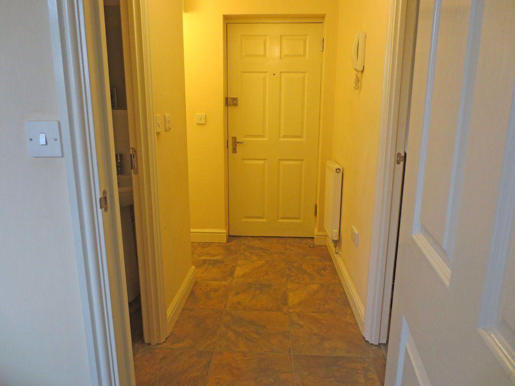 Empire Court Town Centre 1 Bed Flat 695 Pcm 160 Pw Empire Court Town Centre 1 Bed Flat 695 Pcm 160 Pw