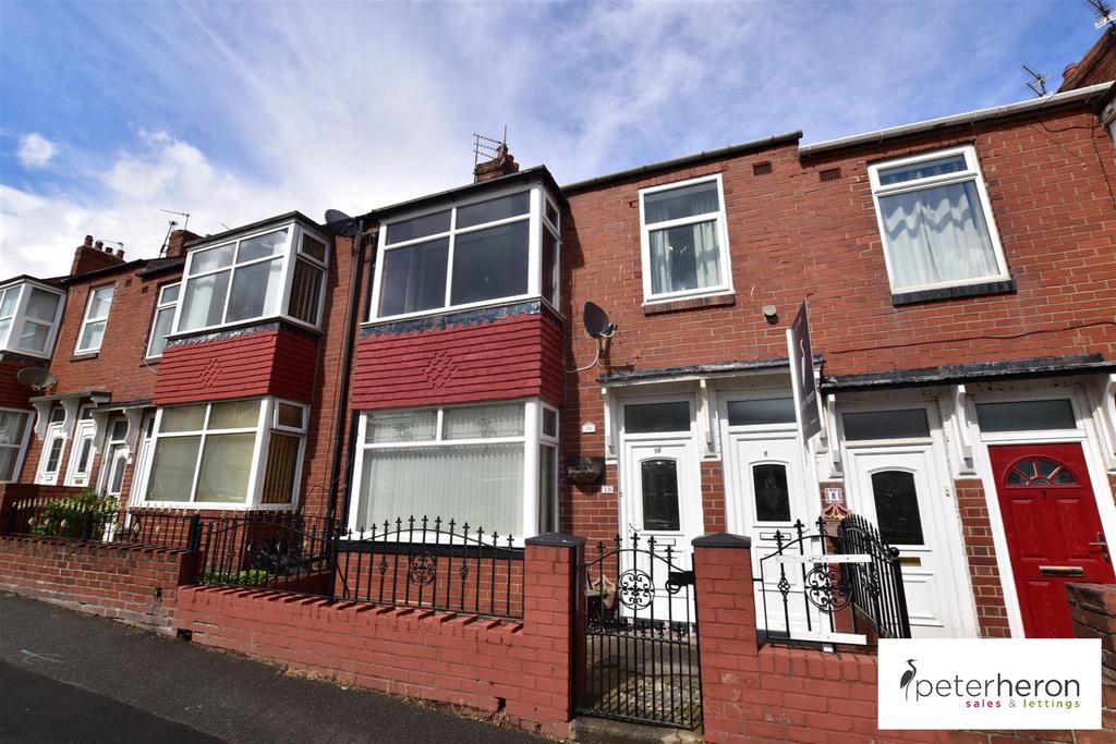 Fitzroy Terrace, Southwick, Sunderland 2 bed flat for sale - £55,000
