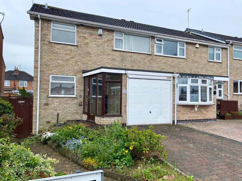 Winders Way,Leicester,LE2 8SS 3 bed semi-detached house - £220,000