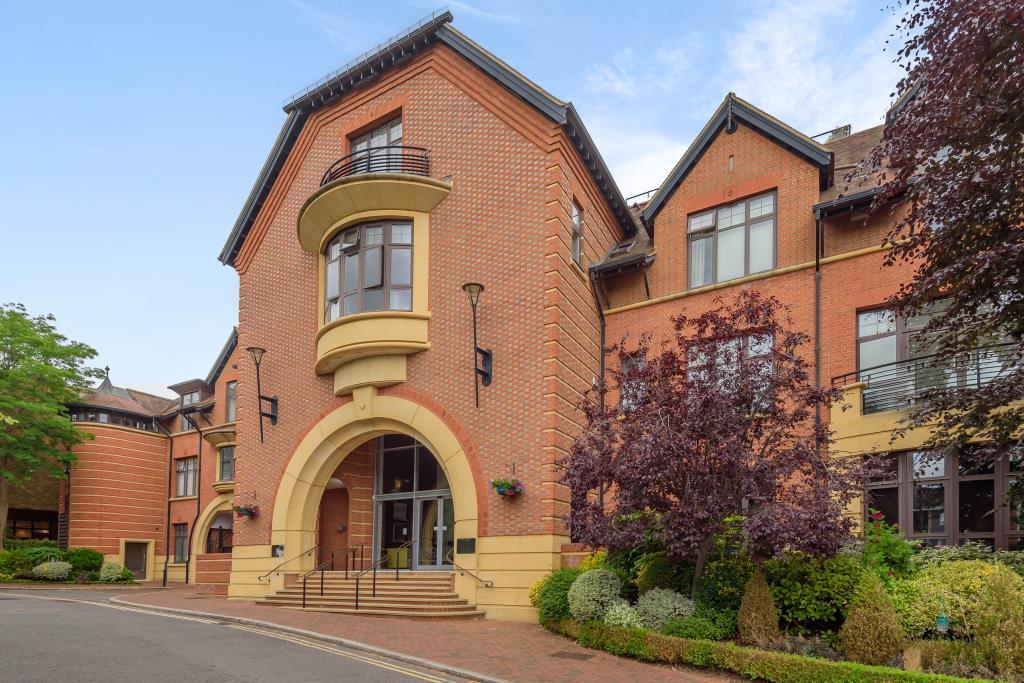 Station Road, Henley On Thames, RG9 1 bed apartment - £1,800 pcm (£415 pw)
