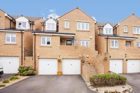 Houses for sale in Cleckheaton | Property & Houses to Buy | OnTheMarket