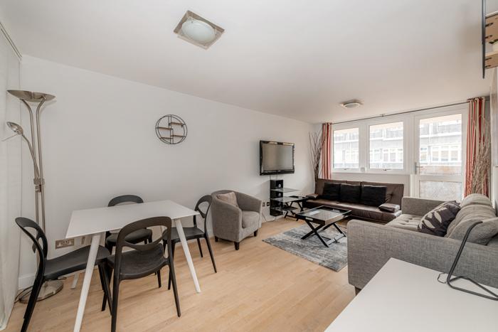 Leather Lane, London EC1N 1 bed flat - £455,000