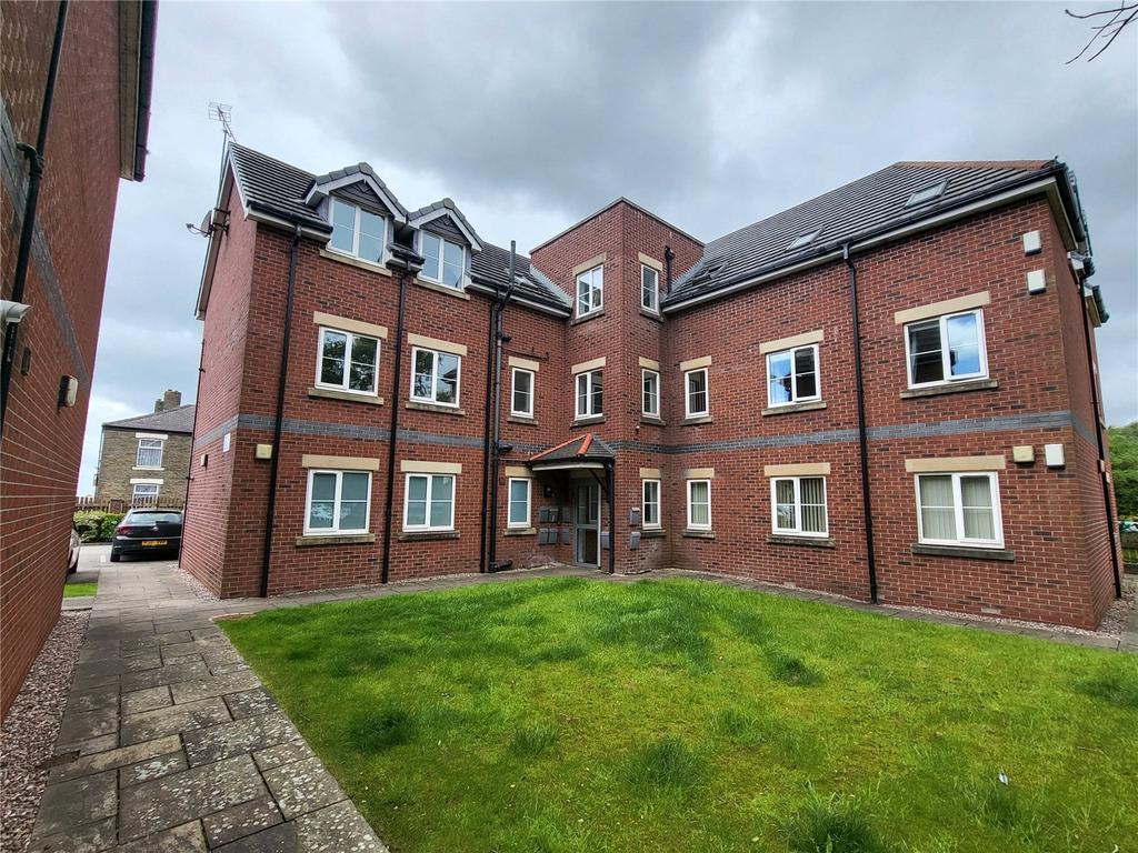 Primrose Hill Court, High Crompton... 2 bed apartment - £145,000