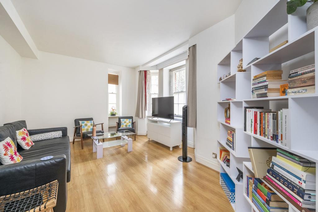 Princess Court, Queensway, London 2 bed flat to rent - £2,500 pcm (£577 pw)