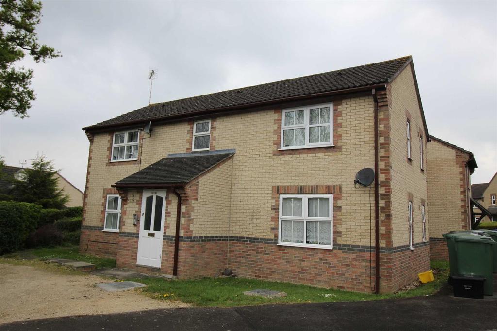 Rowe Mead Pewsham Chippenham 1 Bed Flat £525 Pcm £121 Pw