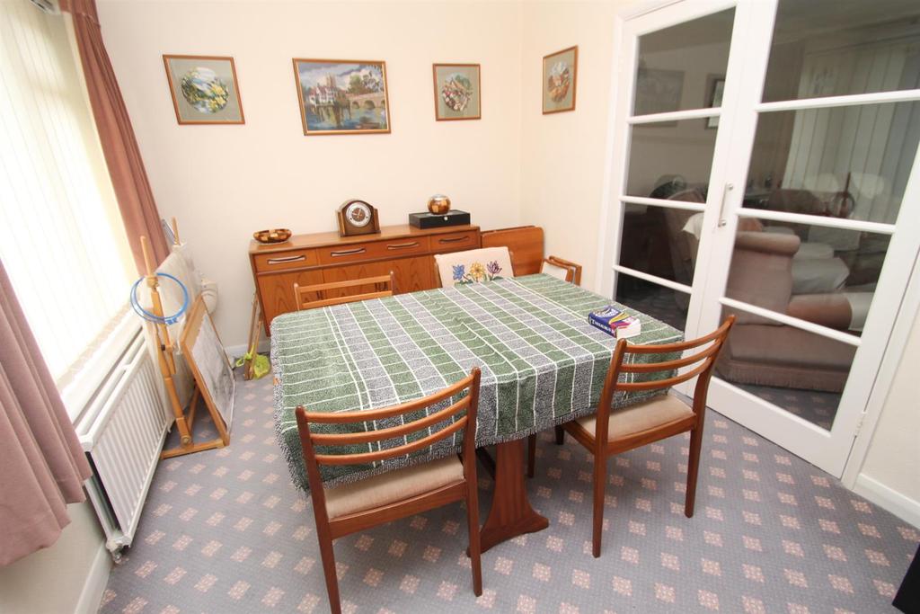 Howard Drive, Maidstone 2 bed bungalow - £400,000