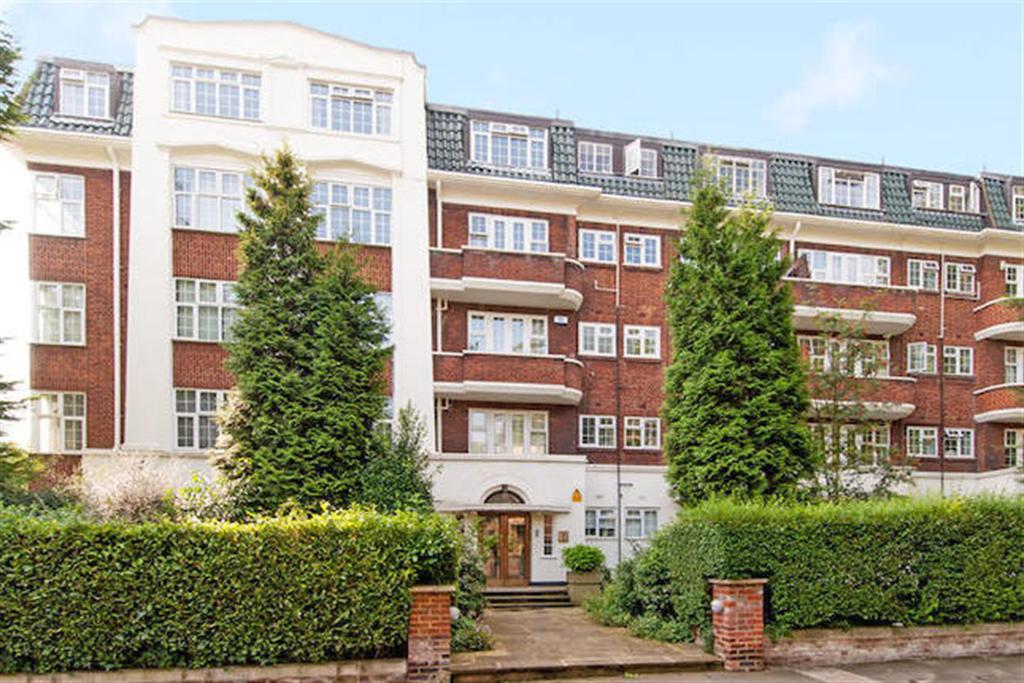 Acol Road, London, NW6 3AE 2 bed flat - £1,950 pcm (£450 pw)