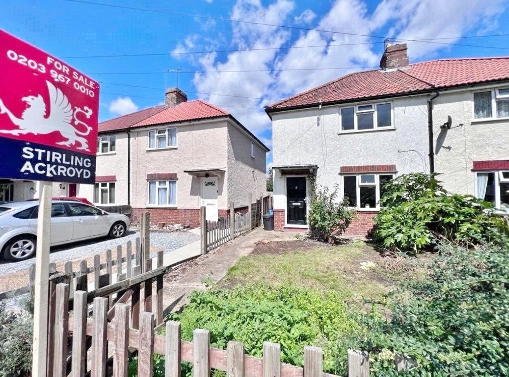 Powder Mill Lane Twickenham Tw2 3 Bed Semi Detached House For Sale