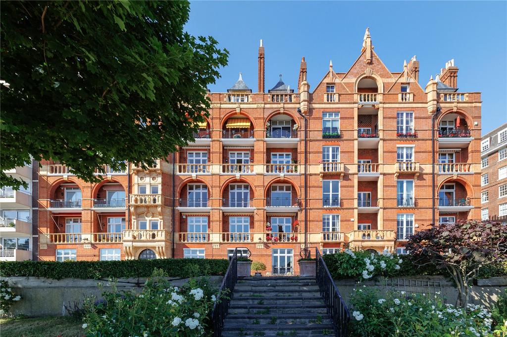 Hurlingham Court, Ranelagh Gardens... 2 bed flat - £825,000