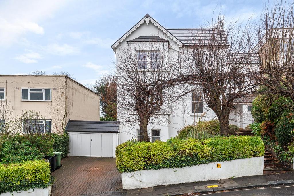 Canonbie Road, Forest Hill 6 bed detached house - £1,850,000