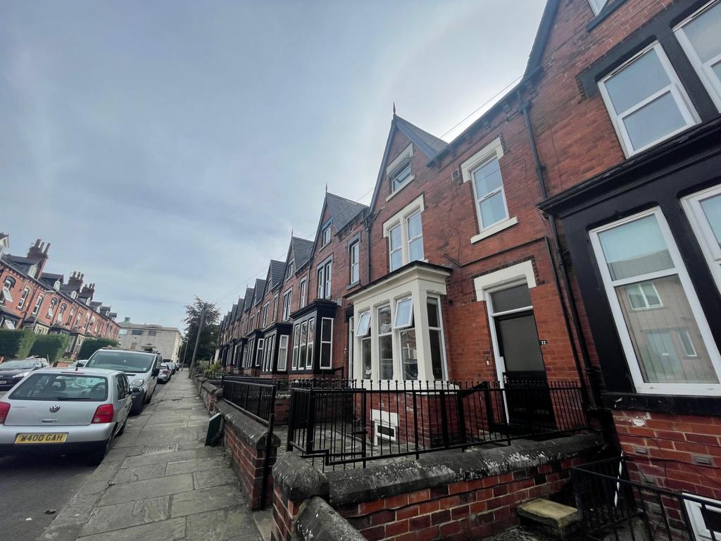 Manor Terrace, Leeds, West Yorkshire... Studio - £675 pcm (£156 pw)