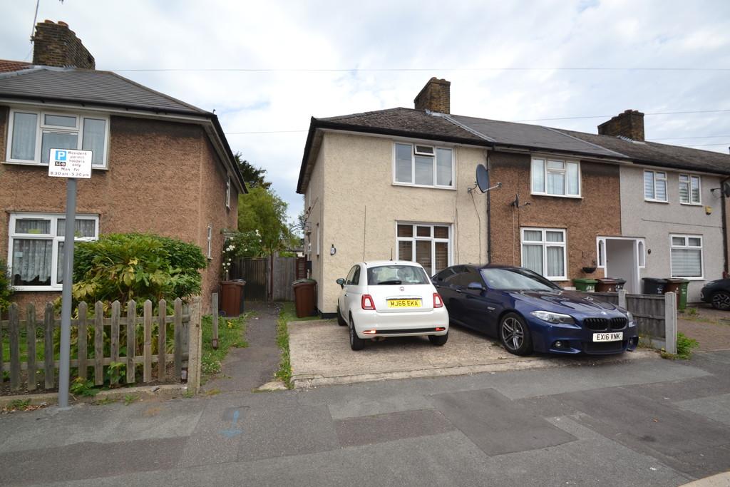 Ilchester Road Dagenham 2 Bed End Of Terrace House £390 000