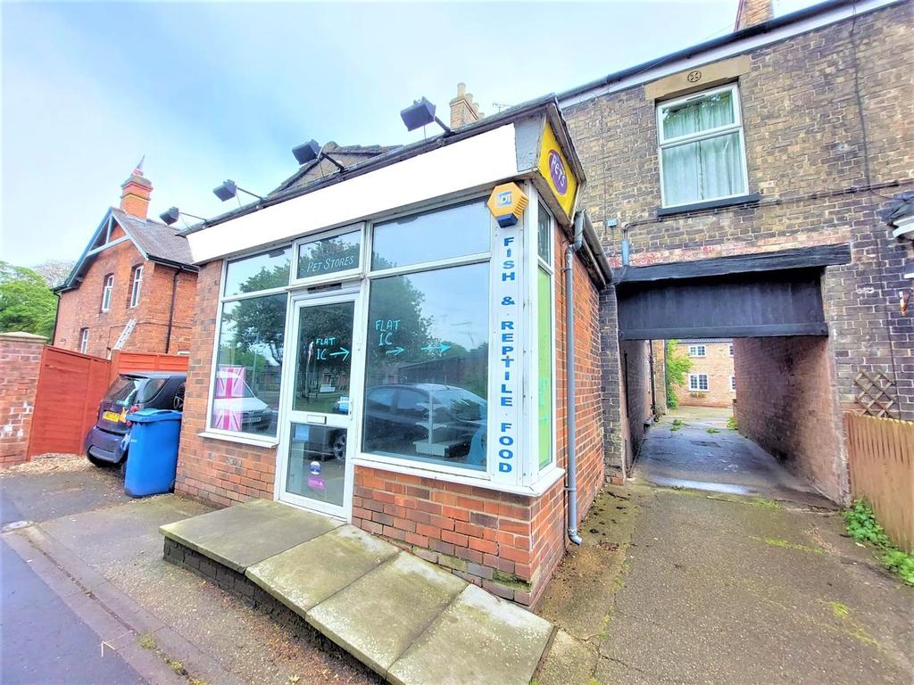 Marlborough Avenue, Hornsea 2 bed house - £145,000