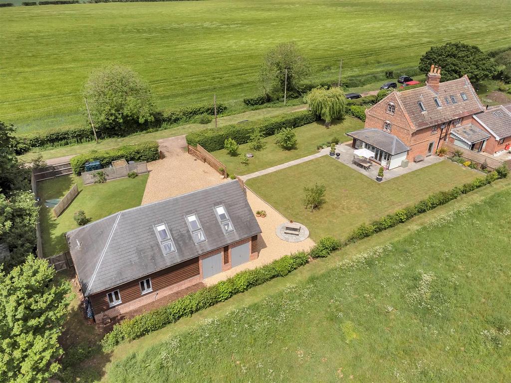 Common Lane, Troston 4 bed house - £675,000