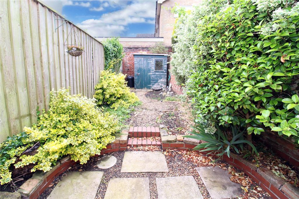 Holly Lane, Rushmere St. Andrew... 2 bed terraced house - £250,000