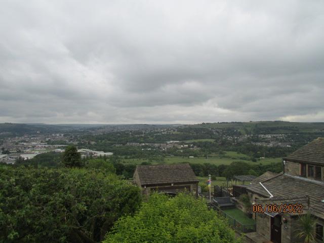 Low Woodhead, Riddlesden BD20 2 bed cottage - £575 pcm (£133 pw)