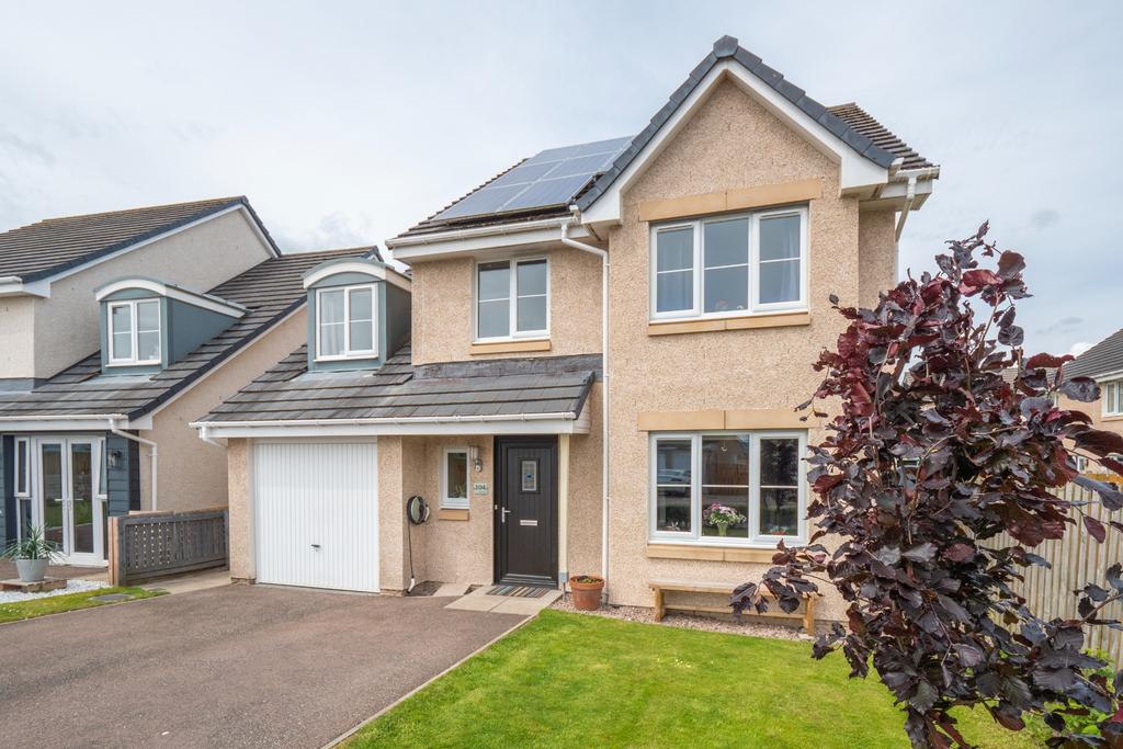 Orchard Way, Inchture, Perthshire... 5 bed detached house - £295,000