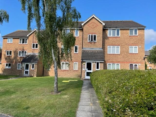 Leigh Hunt Drive, Southgate N14 1 bed flat - £259,950