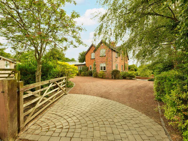Condover, Shrewsbury 4 bed semi-detached house - £525,000