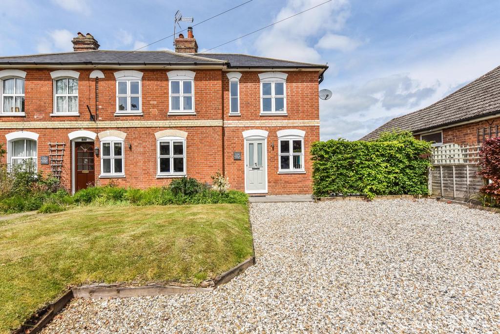 London Road, Holybourne, Alton... 4 bed semi-detached house - £700,000
