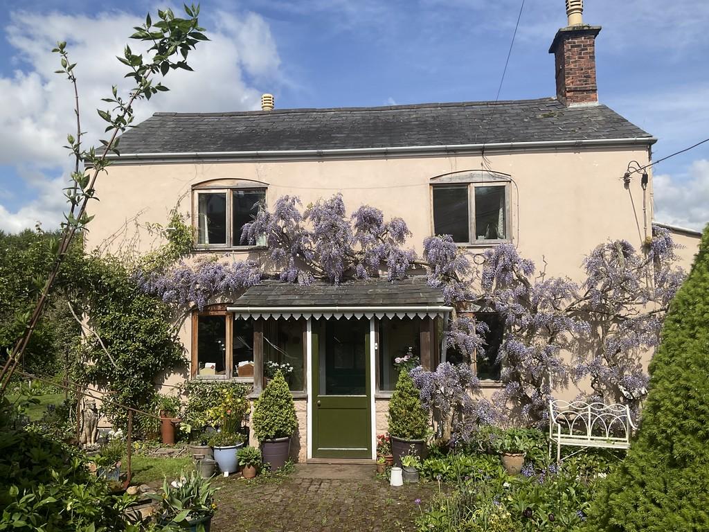 Upton Bishop, With Paddock 4 bed detached house for sale - £775,000