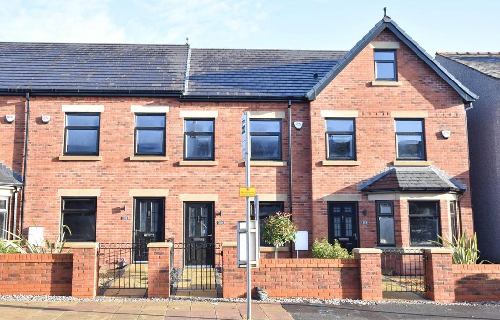 Gidlow Lane, Springfield, Wigan, WN6 7PH 3 bed mews - £197,950