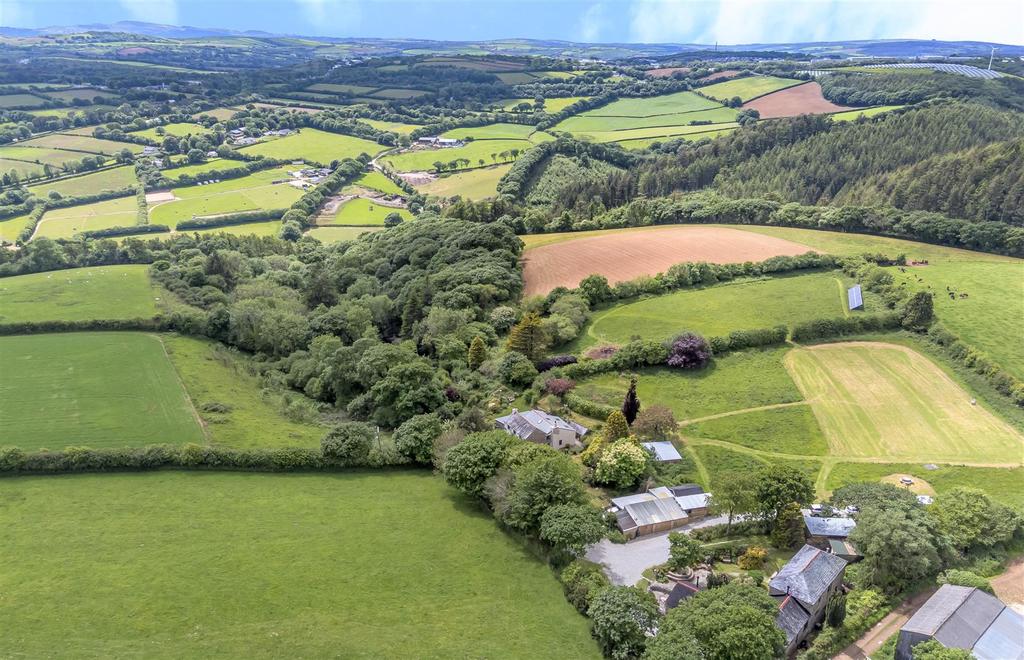 Cardinham 8 bed detached house - £1,650,000