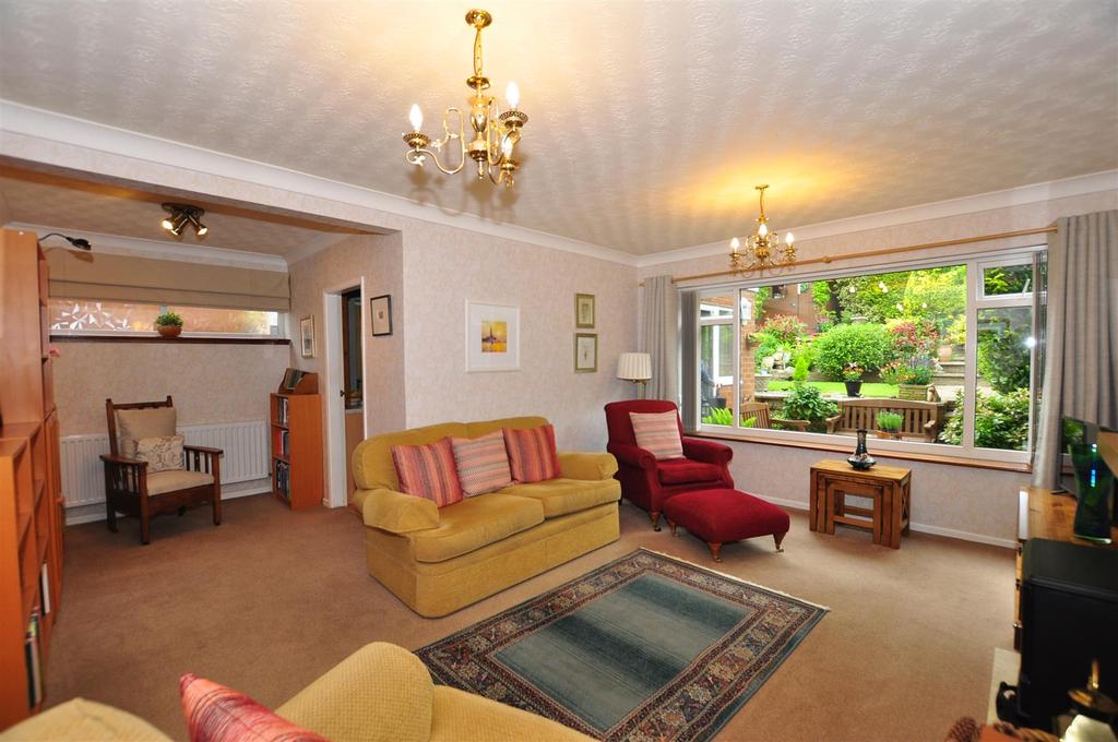 Brier Mill Road Halesowen 3 Bed Semi Detached House £310 000