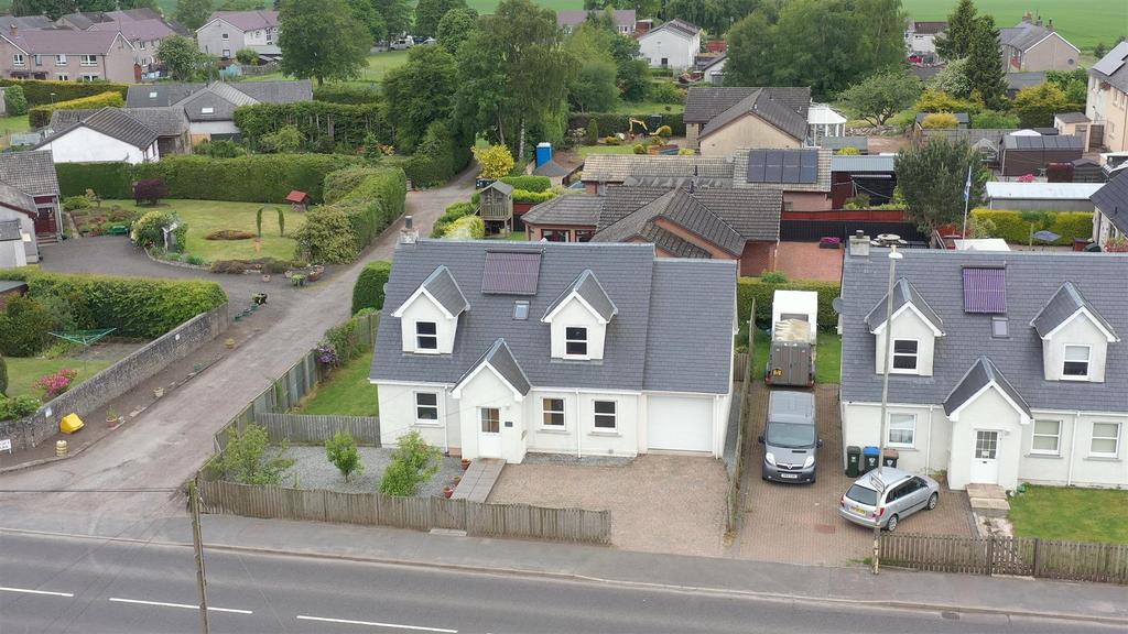Main Street, Balbeggie 3 bed house - £258,000