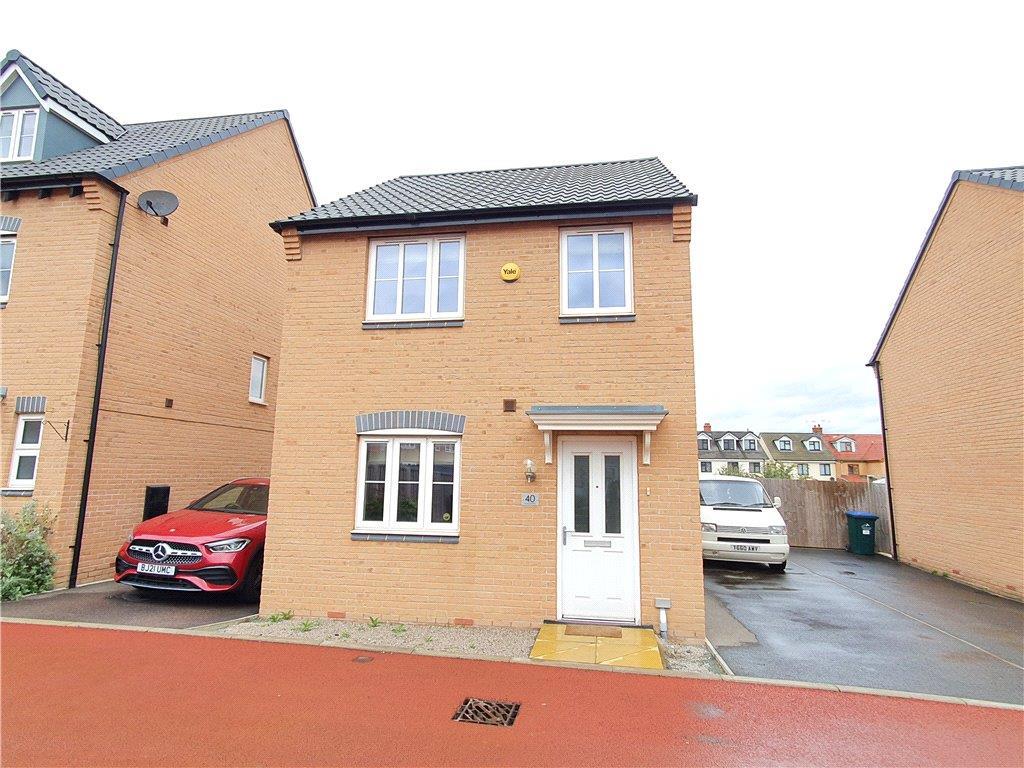 Derbyshire Way, Wyken, Coventry 3 bed detached house - £265,000