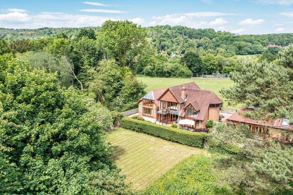 Goose Green, Gomshall, Guildford... 3 bed detached house - £1,395,000