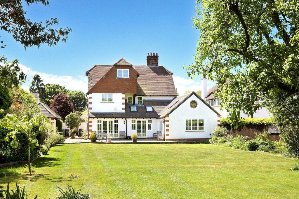 Bulstrode Way, Gerrards Cross, SL9 5 bed detached house - £2,300,000