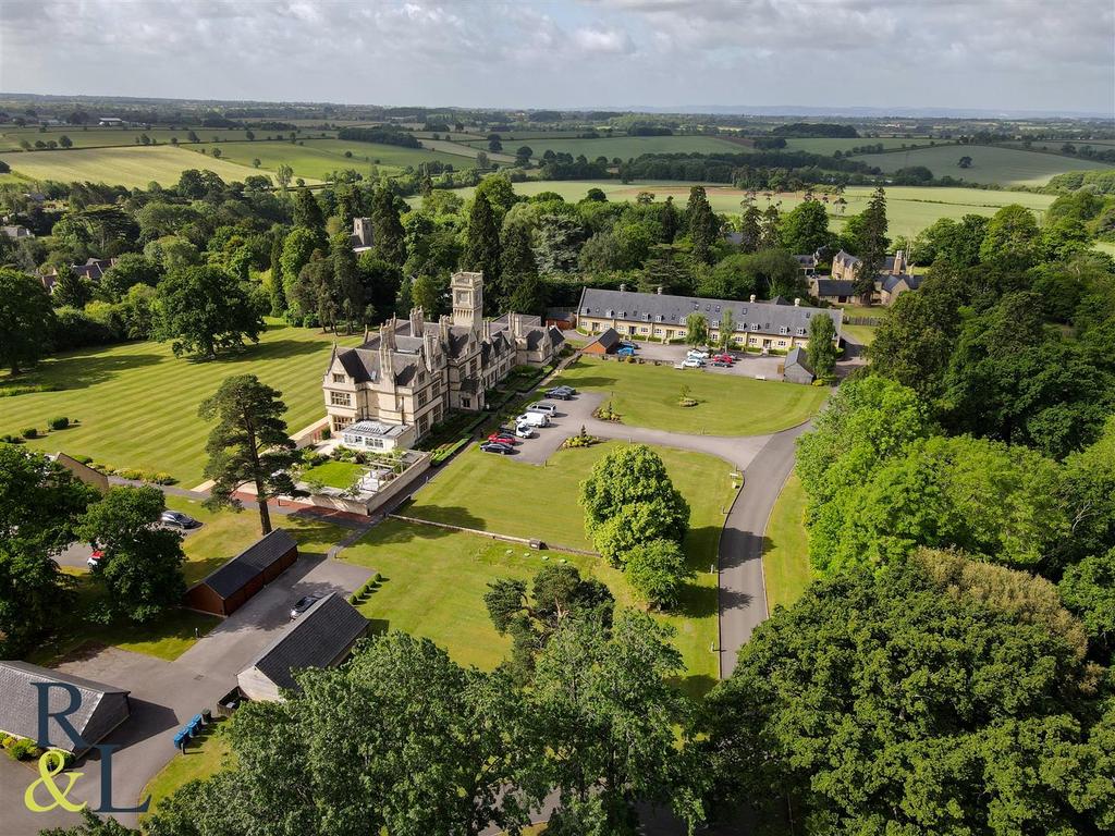 2 Bed Luxury Ground floor Apartment within Widmerpool Hall 2 bed ...