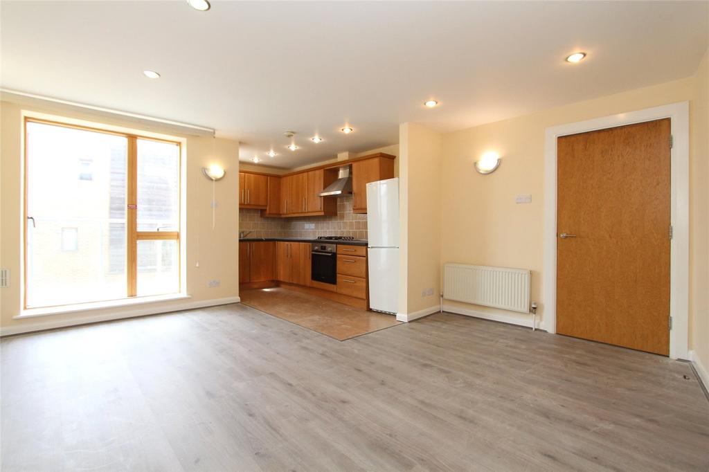High Street, London, NW10 2 bed apartment - £1,585 pcm (£366 pw)