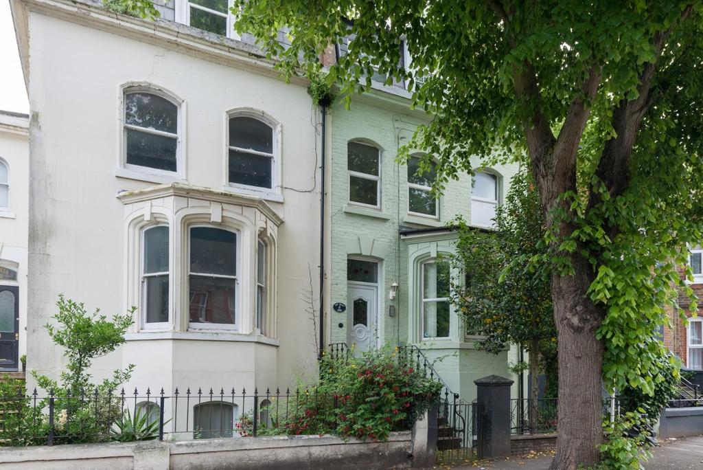 Grange Road, Ramsgate 2 bed maisonette - £180,000