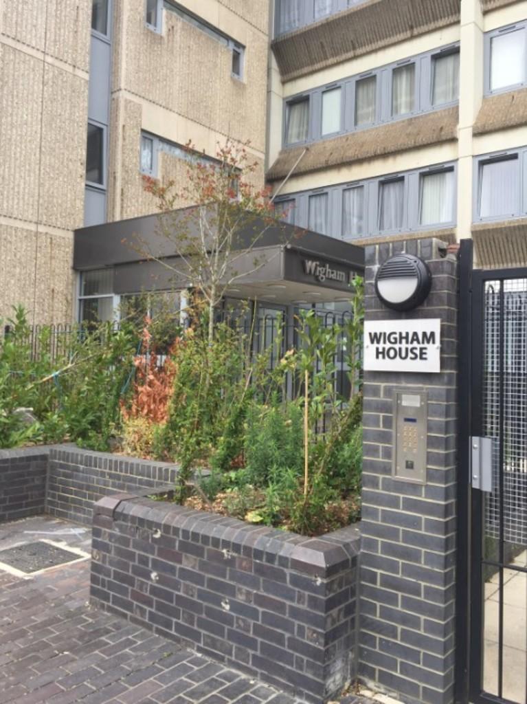 Wigham House, Wakering Road, IG11 2 bed apartment - £1,500 pcm (£346 pw)