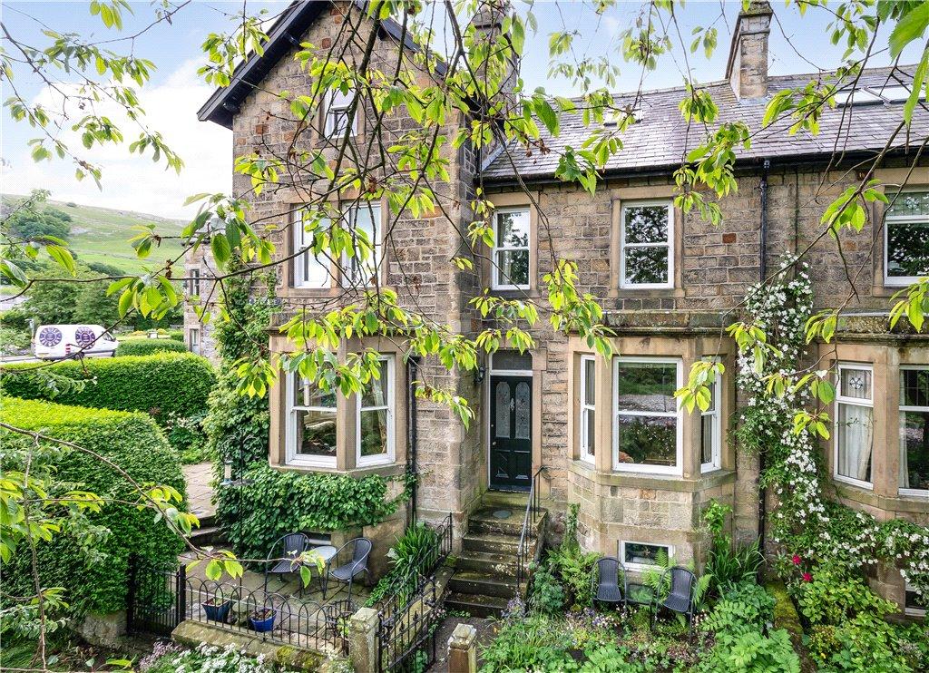 Ribble Terrace, Settle 3 bed terraced house - £375,000